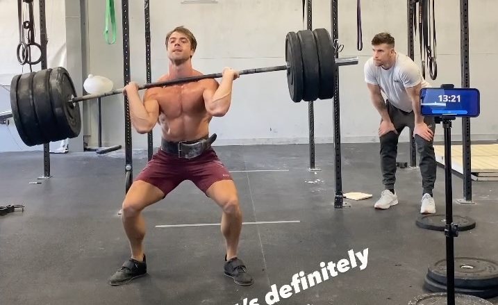 Alec Smith ne met pas les même poids à gauche et à droite lors du 21.4 ...