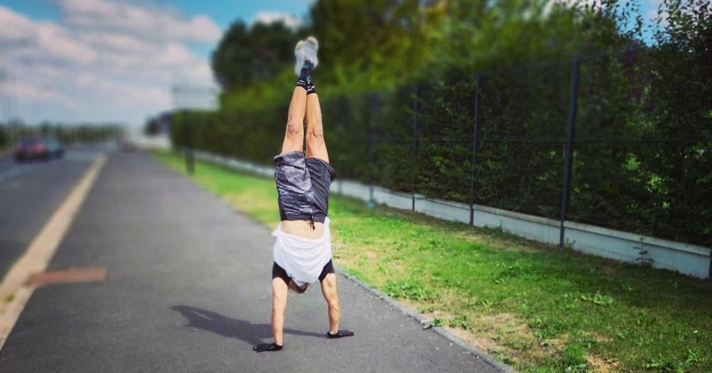 1 km en handstand walk pour Imade Hamma - Saiyagym CrossFit ® ! WODNEWS